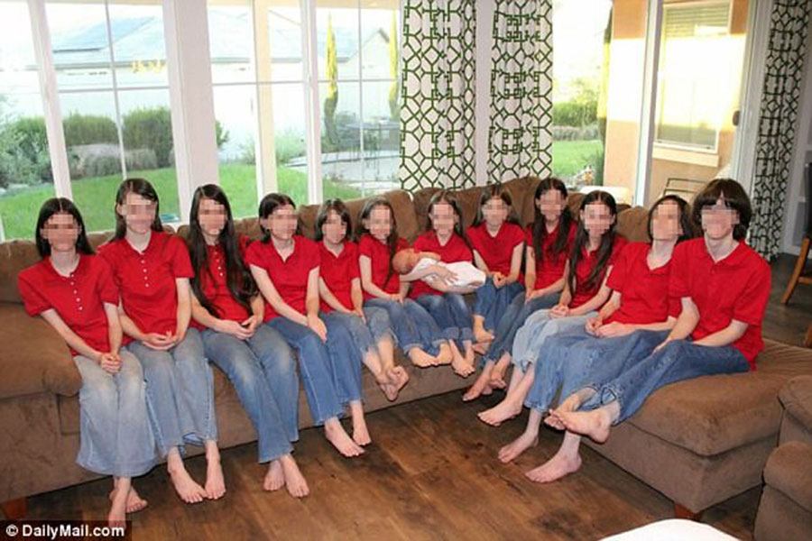 13 Abused Turpin Siblings Finally Released From Hospital - Here's The ...