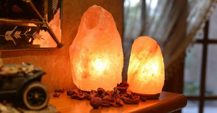9 Reasons You Should Have a Salt Lamp in Your Home